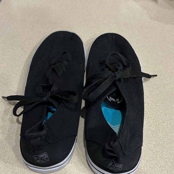 Air Speed | Shoes | Mens Air Speed Snickersfootwear Size 3 Black With ...